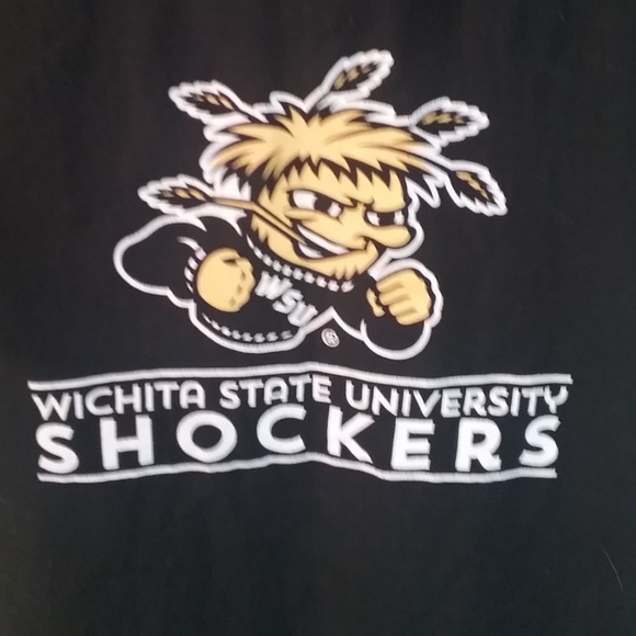Gildan | Tops | Wichita State University T Shirt | Poshmark